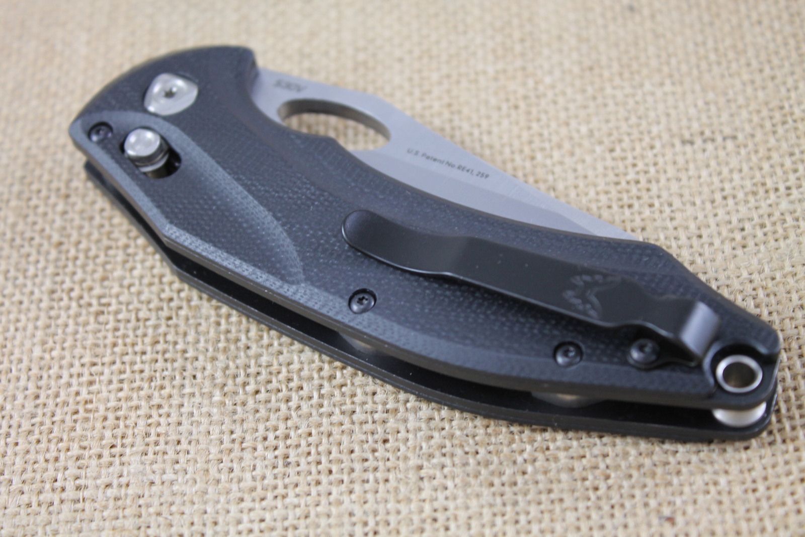 BENCHMADE 808 LOCO Axis Folding Knife